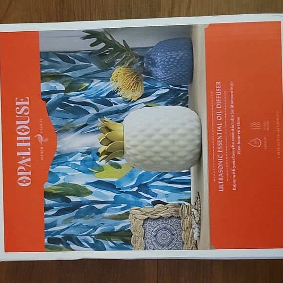 Opalhouse | Other | Opalhouse Pineapple Ultrasonic Essential Oil Diffuser White Gold 5 Hr 0ml ...